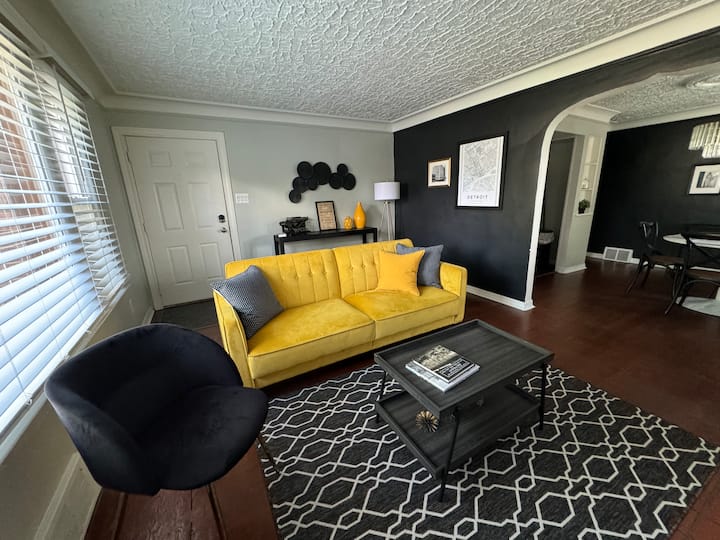 2br Lower Duplex Near Huntington, Ford Field, Lca - Hamtramck, MI