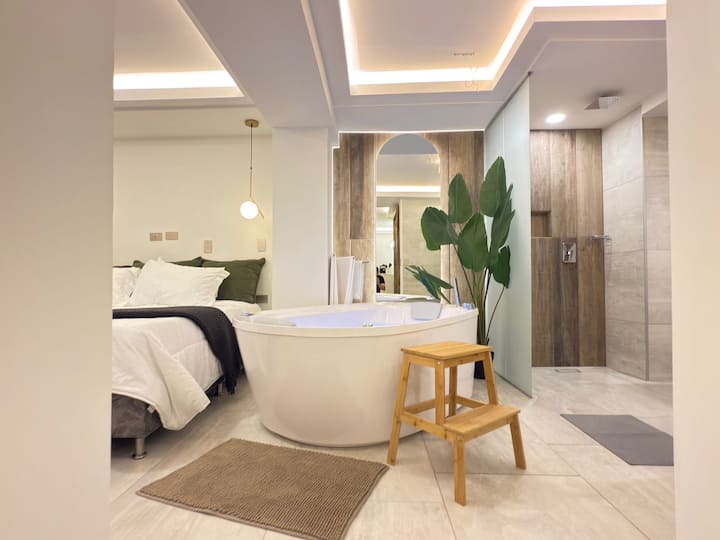 Jacuzzi Privado, Suit De Lujo A Pasos De Provenza - Medellín
