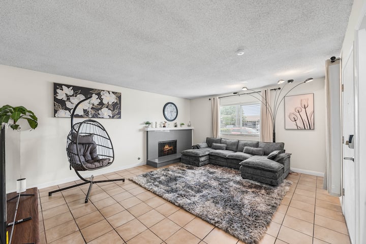 Disney/ Knotts Berry Condo! 12 Mins Ride To Disney - Anaheim, CA