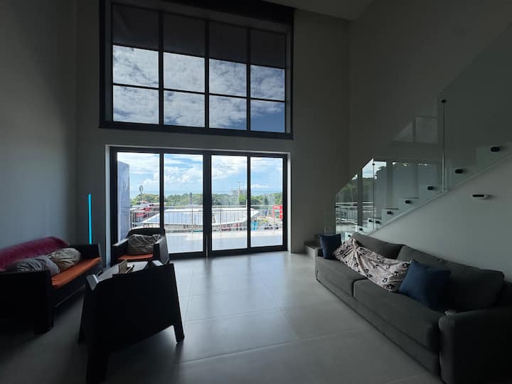 Sunset Loft Ocean View Escape In La Libertad - La Libertad, España