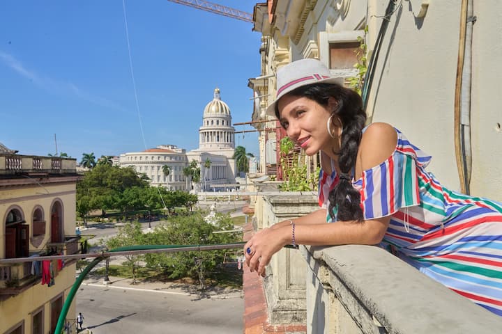 Heart Of Downtown/free Mobile Internet/city Views - Havana