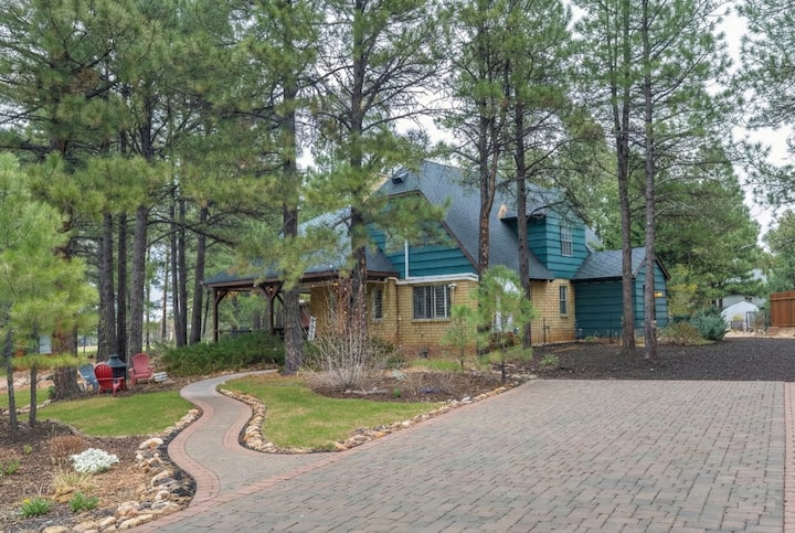 Perfect Ski Vacay In Cozy Cabin By Golf Course - Flagstaff, AZ