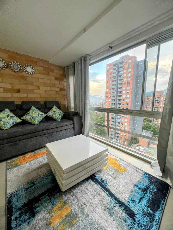Stunning Apartment With View - El Tesoro, Poblado - Medellin, Antioquia, Colombia