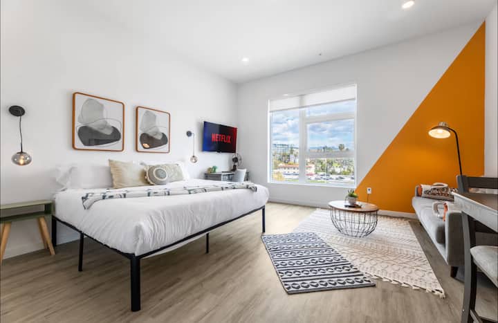 Chic Studio - Walk To Dtla W/skyline Views-gym+w/d - Little Tokyo - Los Angeles