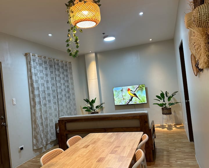 2 Bedroom Haven #2 - Near City Proper (W/ Parking) - Baguio