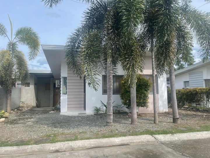 Two Bedroom White House - Butuan