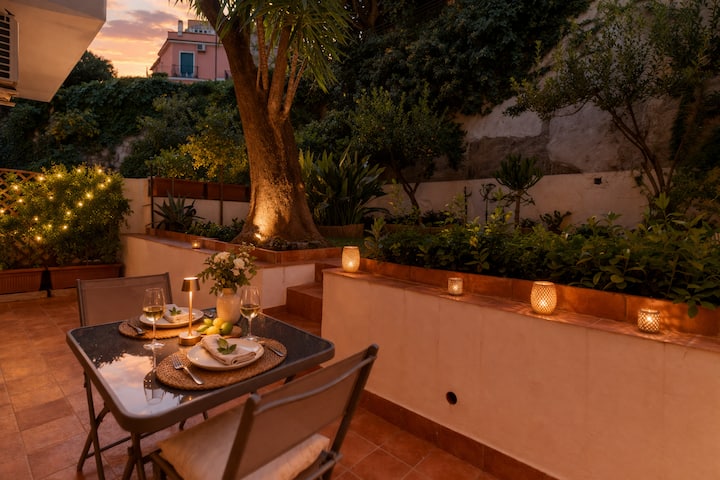 Suite With Private Garden Relax In Taormina Centre - Taormina