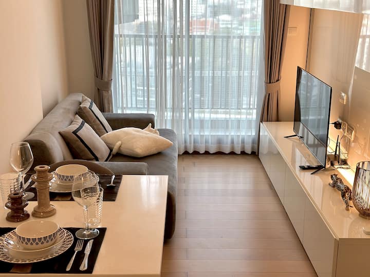 High Rise Suite To Unwind｜gym｜pool｜night Bazaar - Chiang Mai