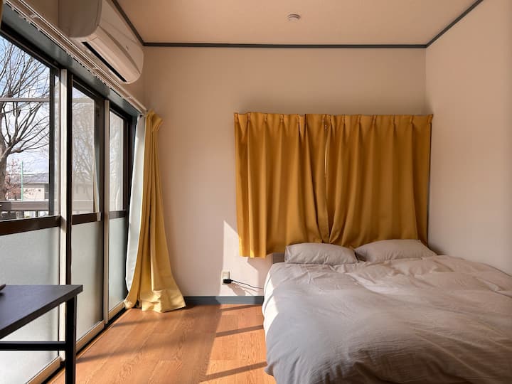 シェアハウスの鍵付き個室/新宿25分/自然豊かな緑地の隣/駅徒歩15分/ペット可/203 - Tama