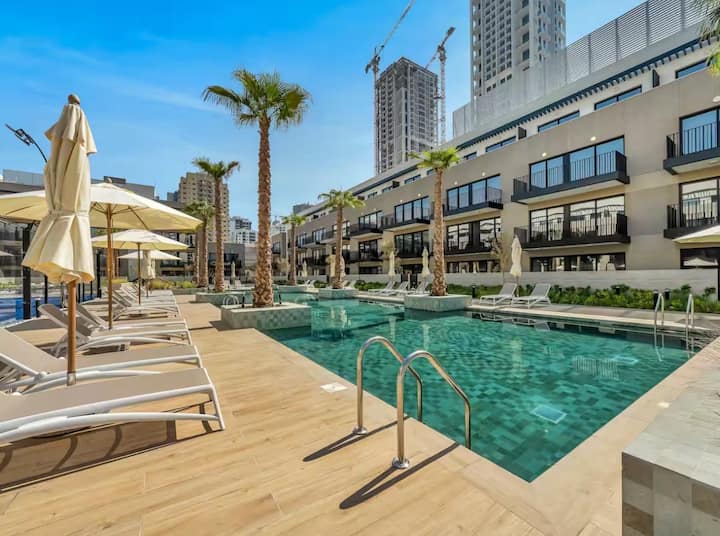 Luxury 2.5 Bedroom, 3 Bathroom Apartment In Jvc - Dubai