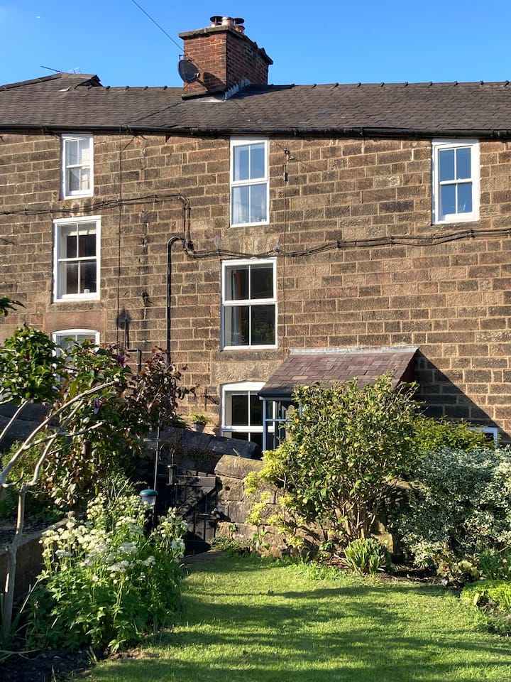 Fabulous Grade 2 Listed Cottage - Belper
