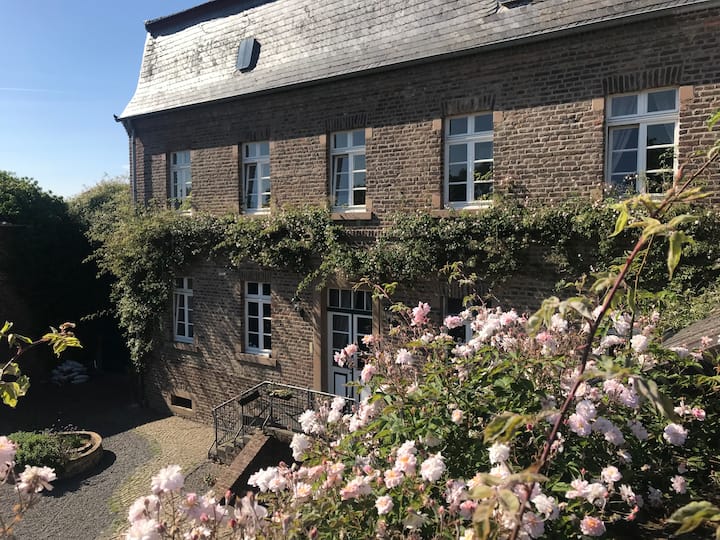 King Size, Dusche Und Badewanne - Nationalpark Eifel