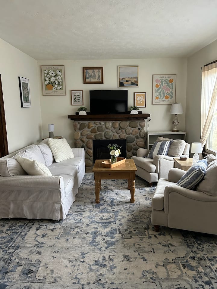 Cozy Downtown Retreat - Sault Ste. Marie, MI