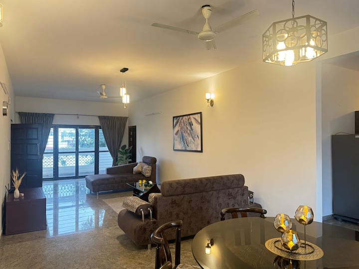 Luxurious And Spacious 3 Bhk House - Bengaluru