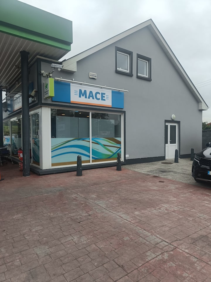 Drumquin Accommodation - Ennis