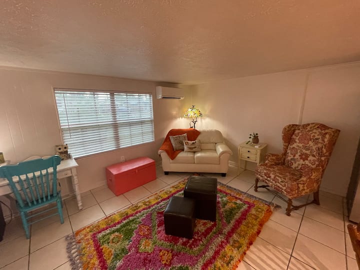Cozy 1 Bedroom Near Downtown - Englewood, FL
