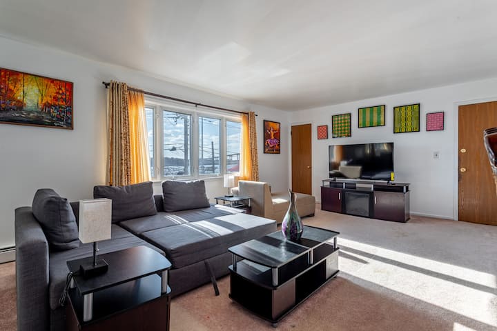 The Sunset Suite! 3br/2ba - Near Nyc And Airport! - Staten Island, NY