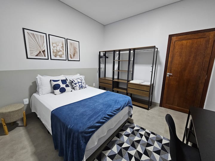 202. Casa C/cineminha, Vaga P/carro E Wi-fi Em 6x - Sorriso