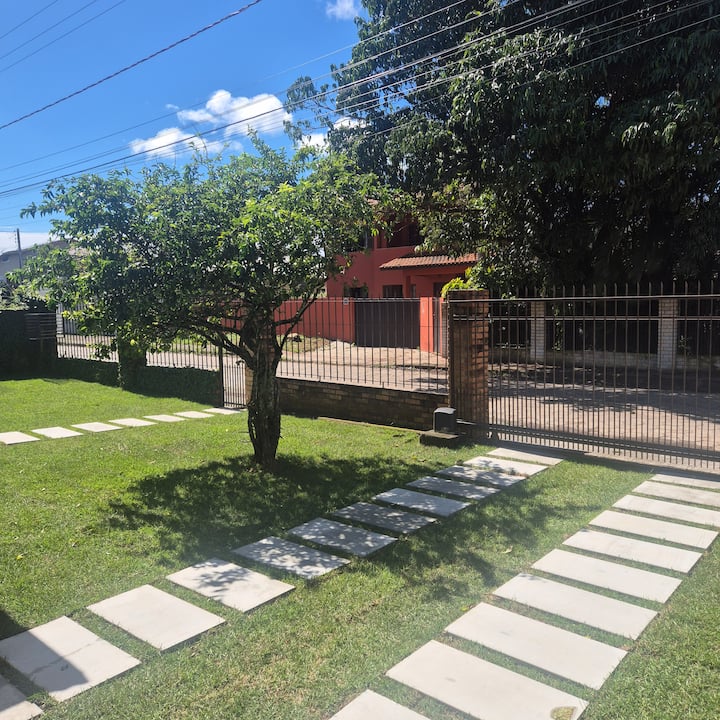 Perto Da Praia, Da Paz E Do  Agito! Vem Floripa! - Florianópolis