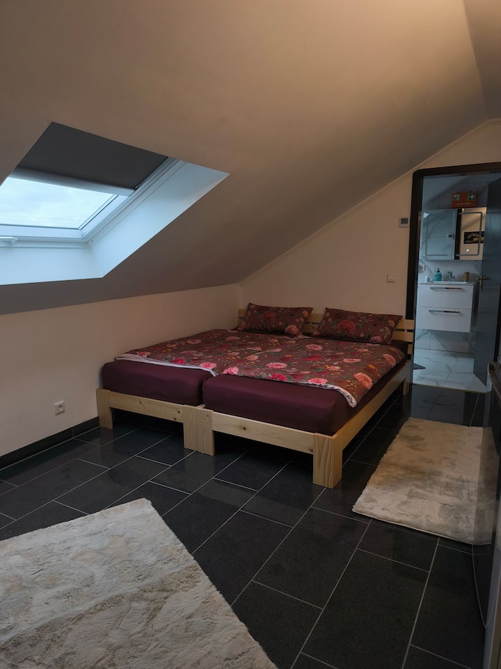 Kleines, Gemütliches Zimmer. - Bietigheim-Bissingen