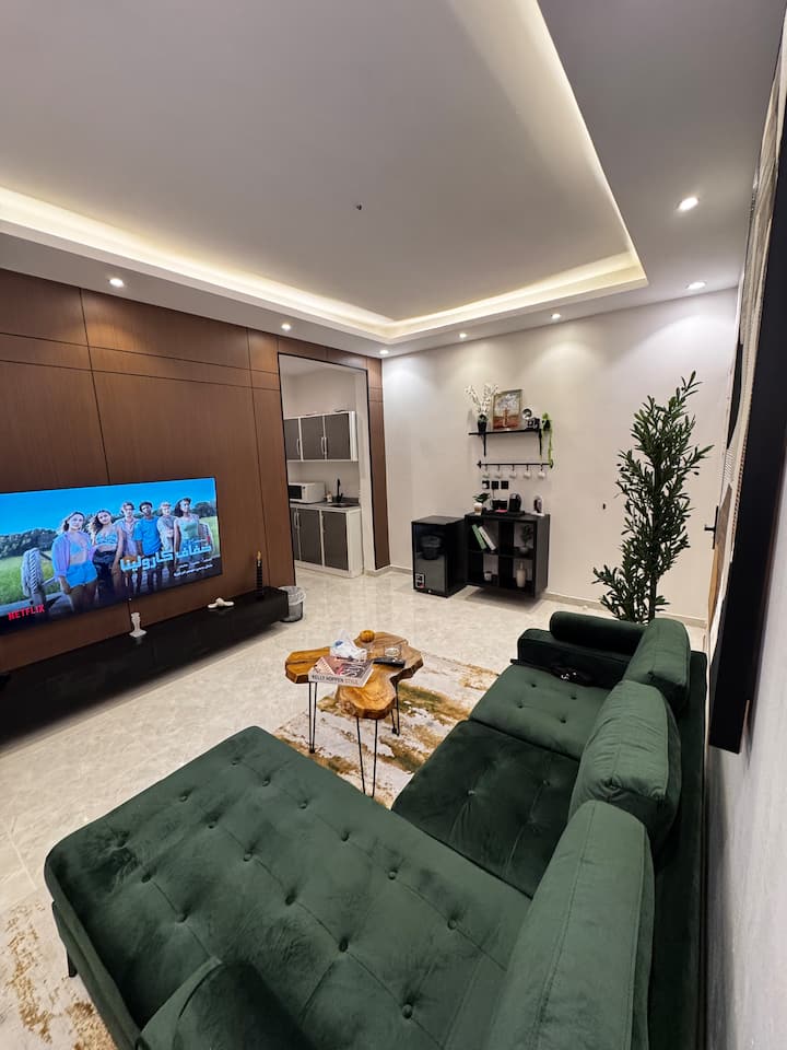 غرفة وصالة مودرن فاخرة - Riyadh