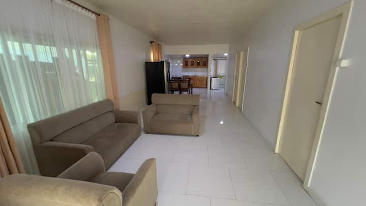 Te Huur: Comfortabele Woning - Suriname