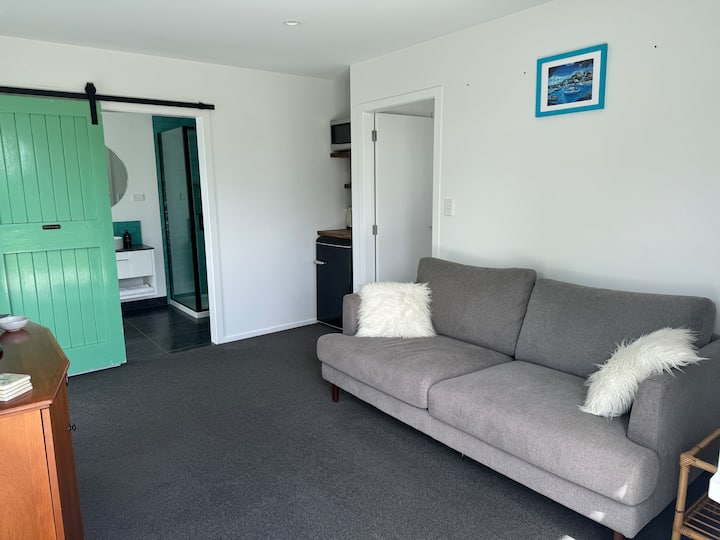 Main Street Retreat - Greytown