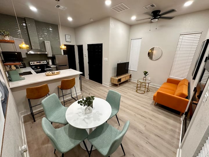 Tiny Colton - Alamo Heights, TX