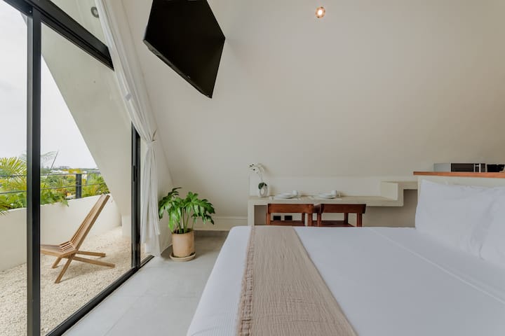 Alessa Lofts Tepee Queen Size Bedroom 6 - Cancún