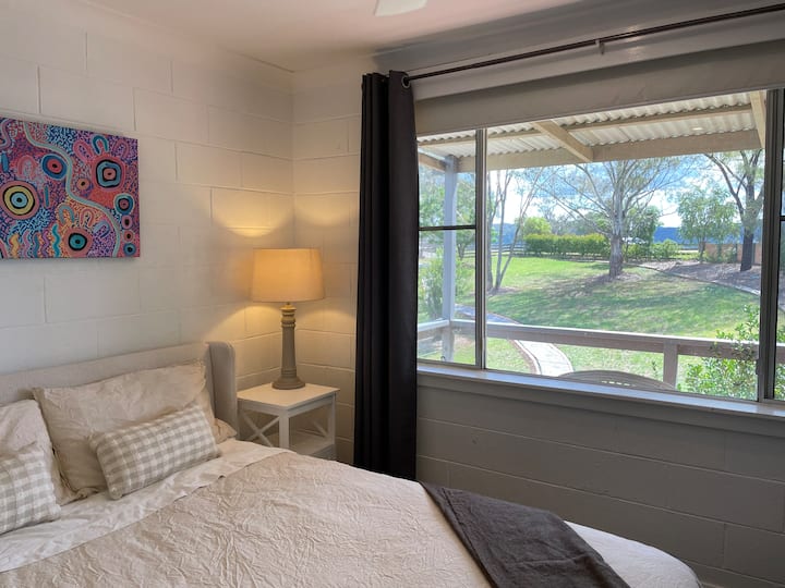 Crossings Grove - Vine Room - Mudgee