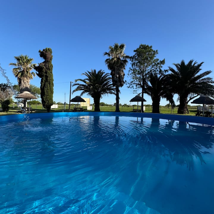 Piscina Y Gran Parque Cerca De Playas Y Termas - Fray Bentos