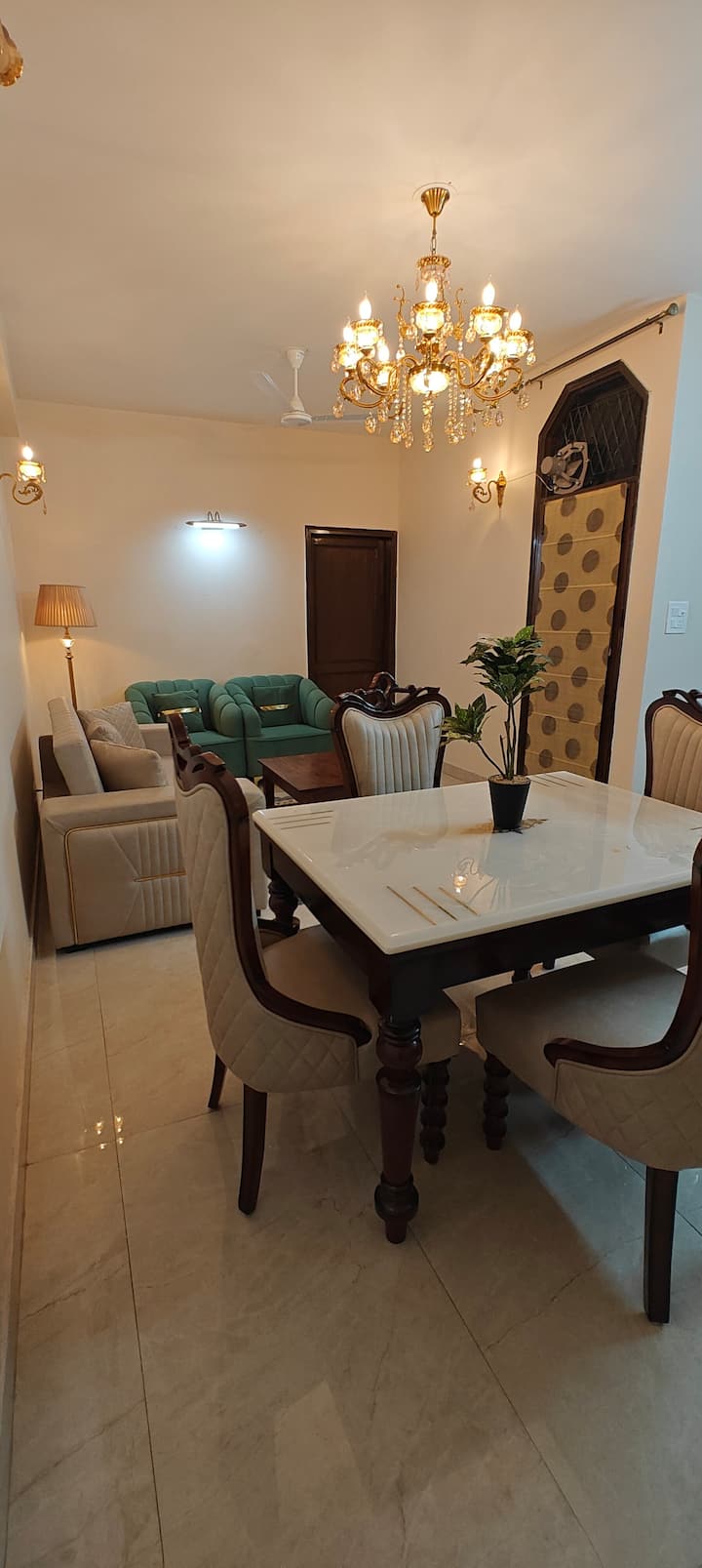 1.5 Bhk Home In South Delhi - Neu Delhi