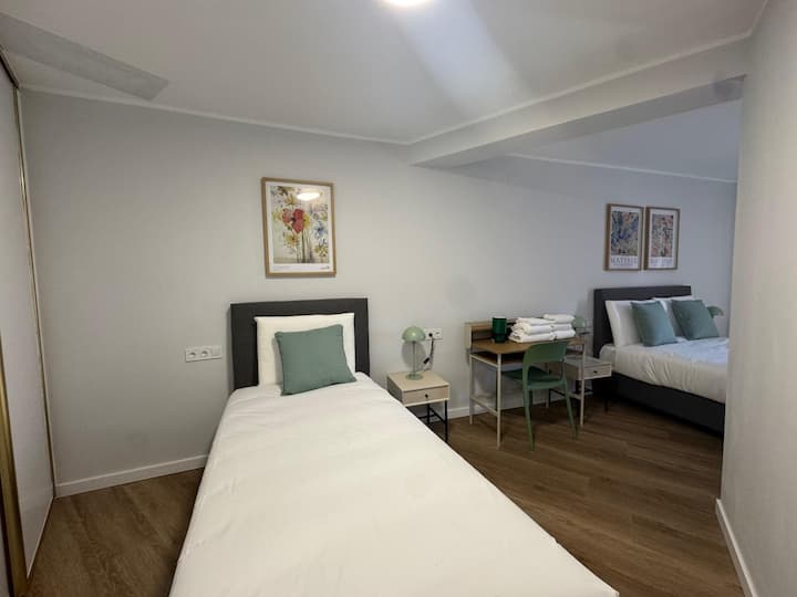 Hostal Guzman El Bueno By Gaiarooms - Triple - León