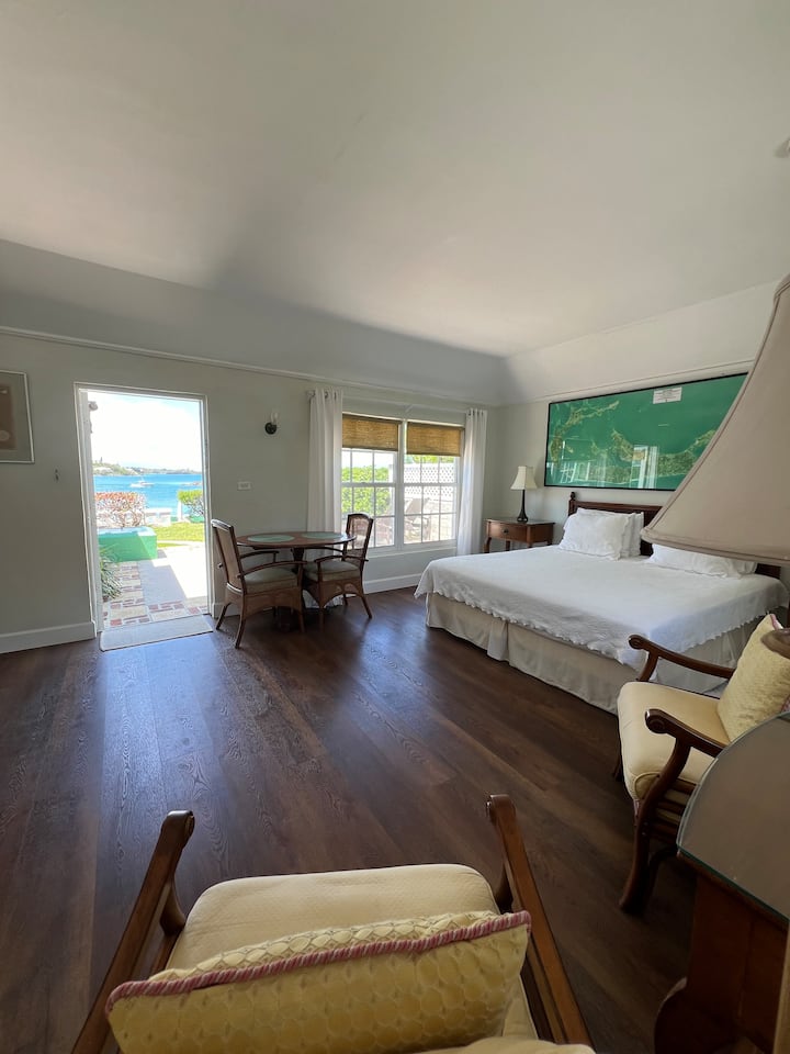 Waterfront Cottage -Greenbank-twizycharger - Bermuda