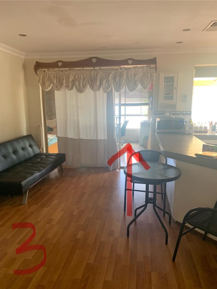 Ecu大学附近单人床 - Joondalup