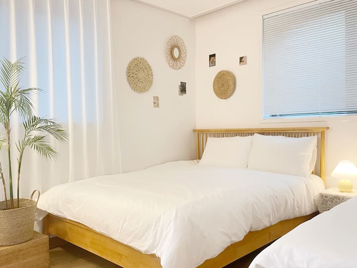 [삼성전자동문바로앞]아주대병원,에버랜드,수원컨벤션센터,민속촌,화담숲,욕실2,주차2, 엘베 - Suwon-si