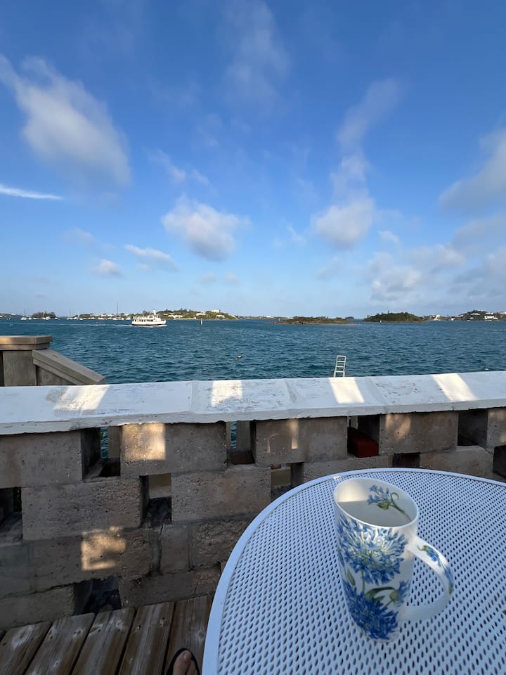 Cottage Getaway - Greenbank - Twizycharger - Bermuda