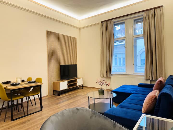 Apt Free Parking Above Karavan Str Food, Synagogue - Boedapest