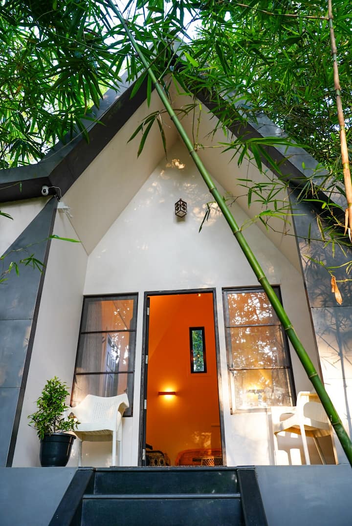 A Frame Cabin With Swimming Pool In Wayanad - Wayanad