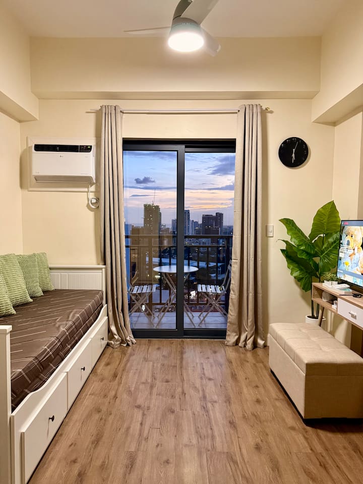 Minimalist & Cozy Studio In The Center Of Cebucity - Cebu City