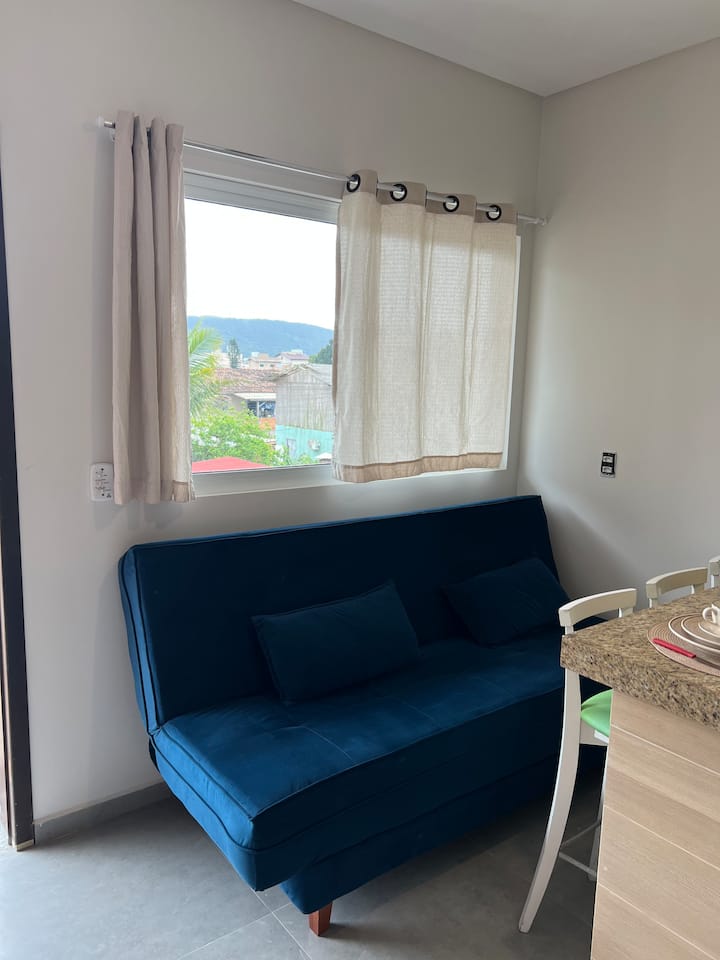 Residencial Da Ju 
Apto 02 - Com 01 Quarto - Bombinhas