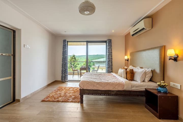 Private Room With Pool - Mahabaleshwar
