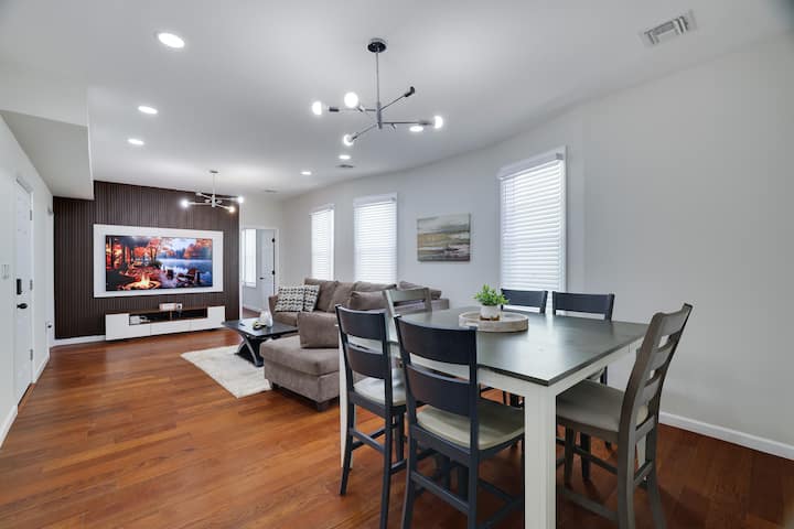 Comfortable 4br Oasis | Just Minutes Ewr & Nyc - Belleville, NJ