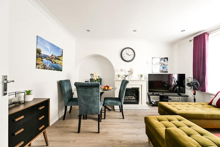 Large Family Home Easy Access To Central London - Barking