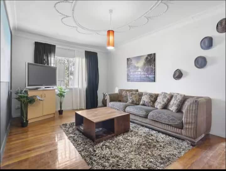 Metro Retreat - Brisbane