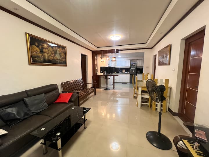 Family Home With 2br And An A/c, Free Wi-fi - Bacong