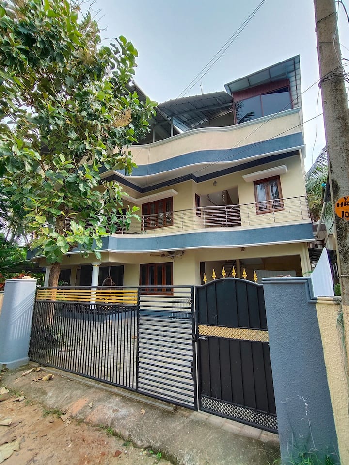 2bhk House For Rent @Kovalam Light House Road - Kovalam