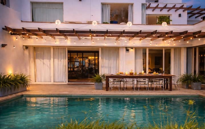 Exclusive Spacious Villa Perfect For Groups - Argentina
