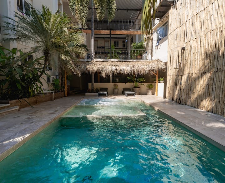 Habitación Con 1 Cama King, P/ 2, Hotel Ashly - Acapulco