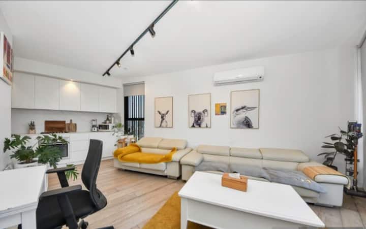 Sunlit Serenity - St Kilda